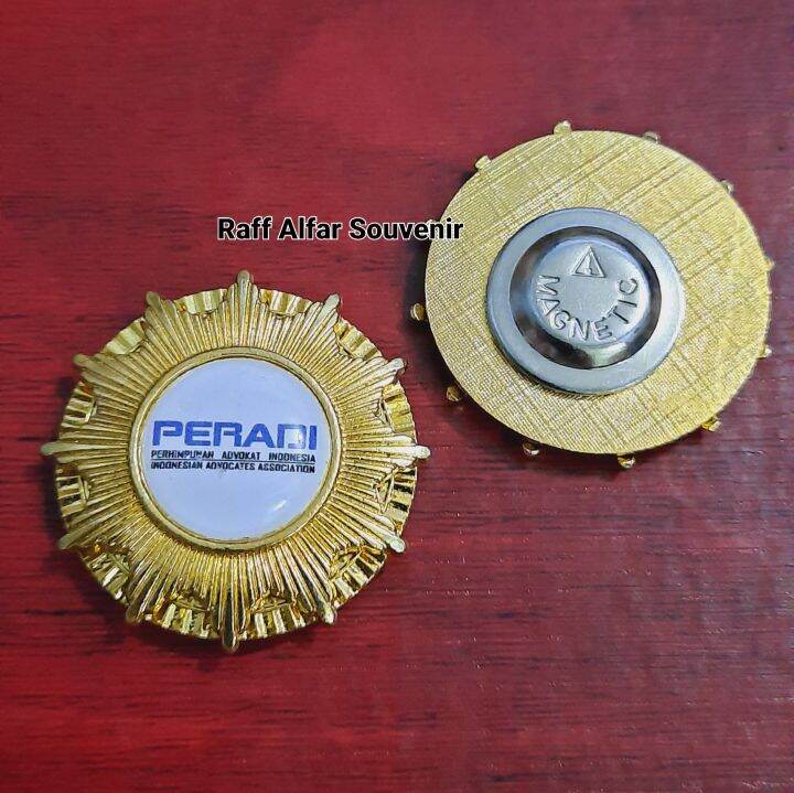 Pin peradi model bintang | Lazada Indonesia