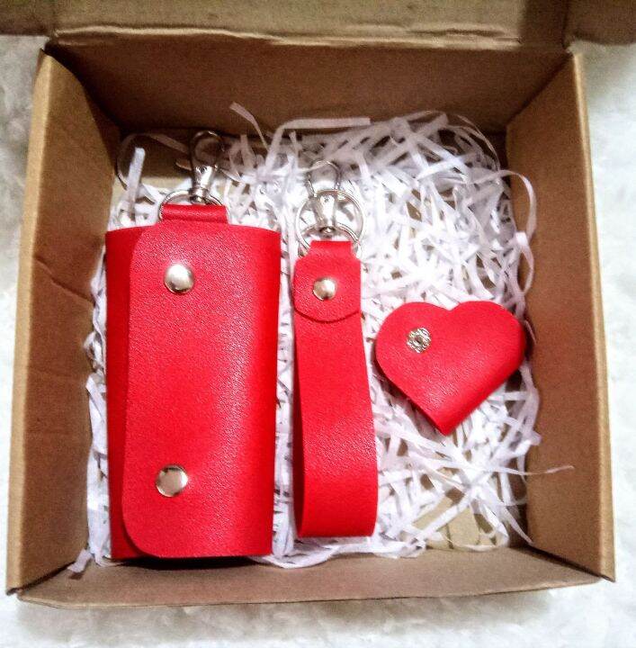 Personalized Leather Gift Set Souvenirs and Giveaways for wedding ...