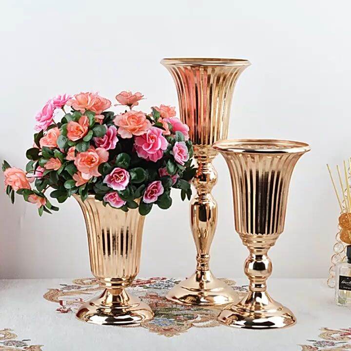 Vas Bunga Luxury Golden Metal Trumpet Flower Vase Wedding Centerpiece ...