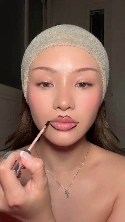 Sacheu - Lip Liner STAY-N [GIMMETHATGLAM] | Lazada.co.th