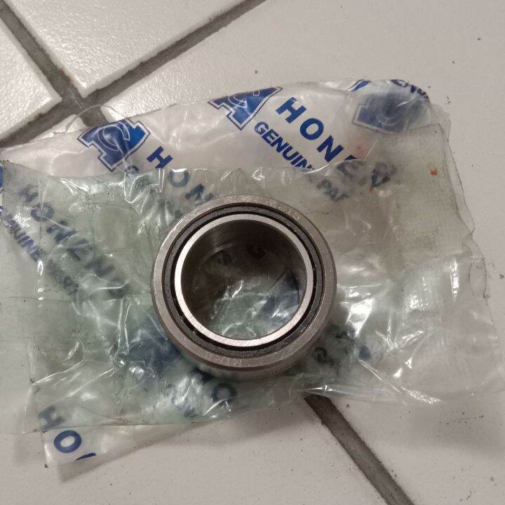 laher bearing kruk as besar bagian kanan magnet Vespa super sprint PS ...