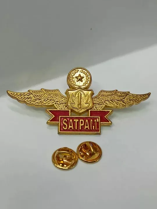 pin wing satpam cor tebal | Lazada Indonesia