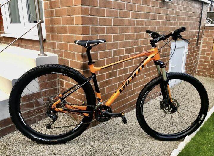 Giant Fathom 29 Mountain Bike Large Frame 19” LARGE MTB Hard Tail ...