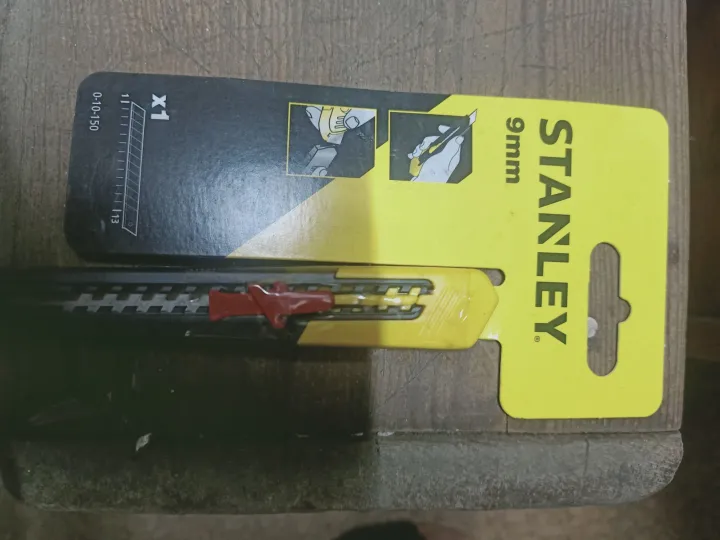 STANLEY QUICK POINT CUTTER KNIVES PVC BODY MULTI POSITION SLIDE BUTTON ...