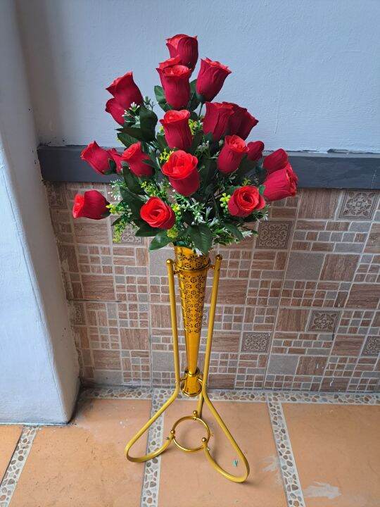 BUNGA POJOK /BUNGA SUDUT RUANGAN MAWAR KUNCUP 24 BLUDRU +POT STANDING ...