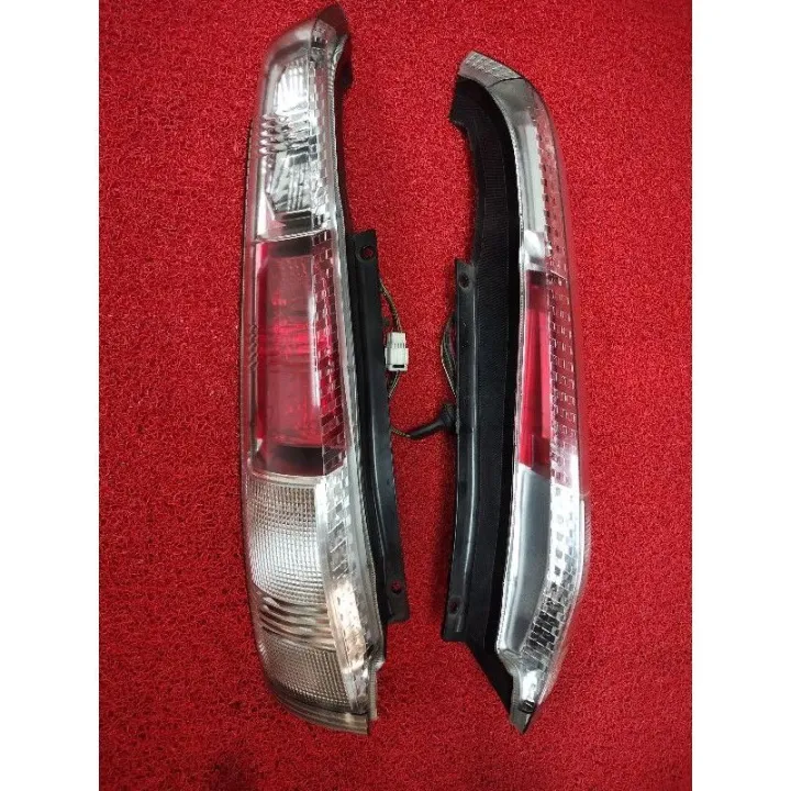 Nissan X-Trail T30 Tail Lamp 2003-2007 | Lazada