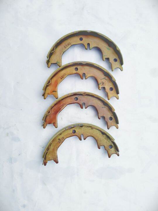 hand rem brake shoe / kampas rem tangan Toyota Fortuner VRZ Hilux DC ...