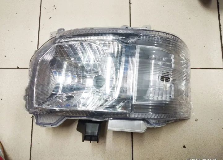 Head Light TOYOTA HIACE | Lazada PH