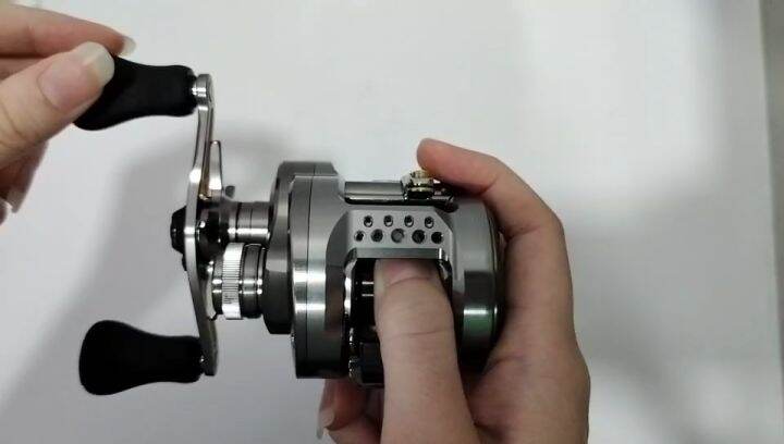 SHIMANO 23' & 17' CALCUTTA CONQUEST BFS BAITCASTING REEL | Lazada