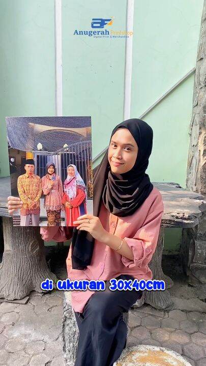 CETAK FOTO 20R UKURAN 30x40 SUDAH DI BINGKAI | Lazada Indonesia