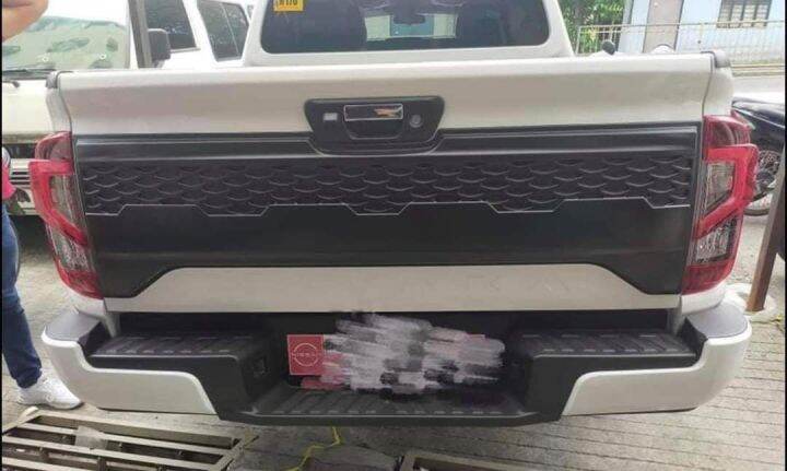 NAVARA CALIBRE PRO4X 2021 REAR TAIL GATE CLADDING | Lazada PH
