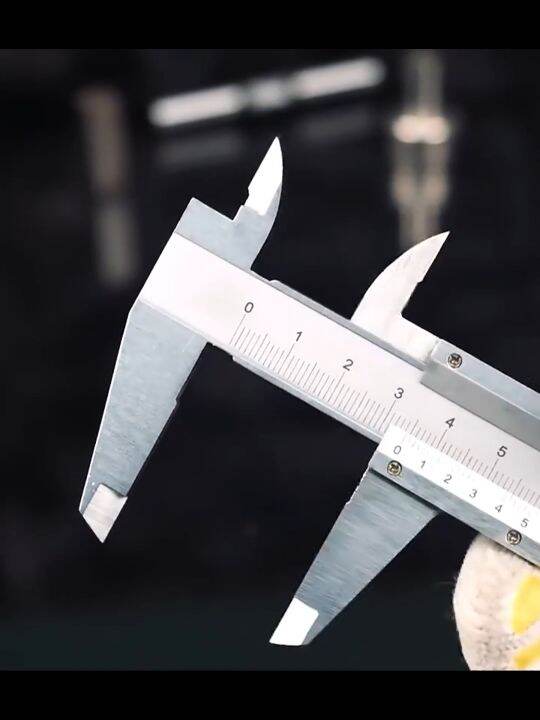 6 150mm Manual Vernier Caliper Ruler Stainless Steel With Case