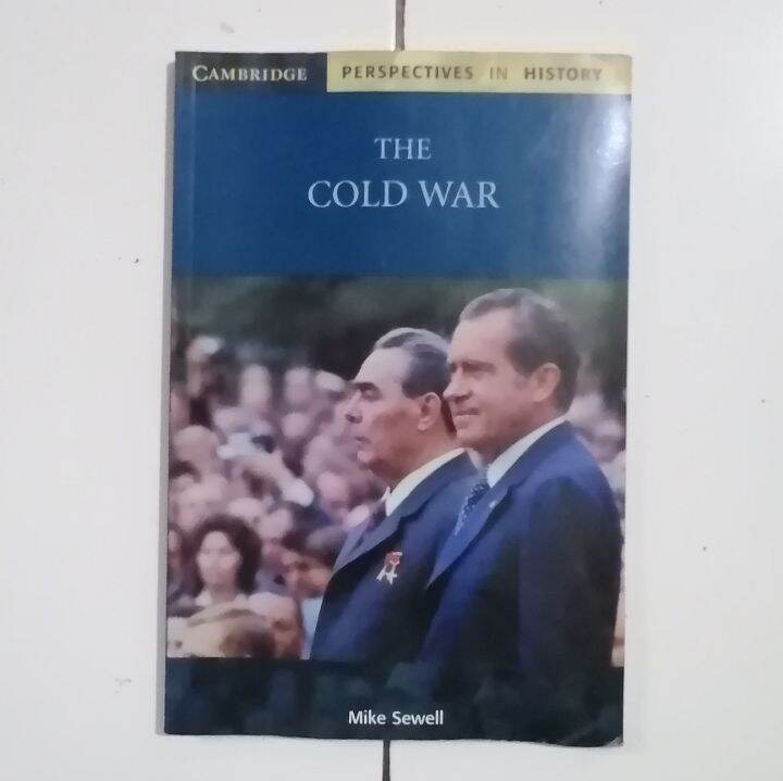 The Cold War - Mike Sewell | Lazada Indonesia