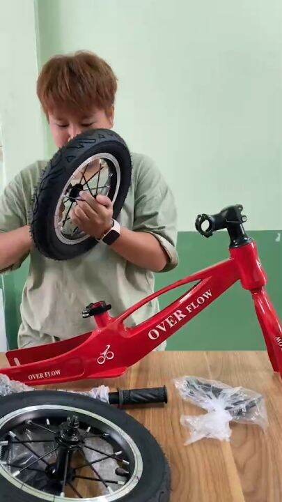 OverFlow จักรยานเด็ก จักรยานทรงตัว balance bike รถบาลานซ์ รถขาไถ ...