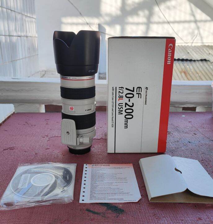 Lensa Tele Canon 70-200mm F2.8 Lengkap Mulus Like New Seperti Baru ...