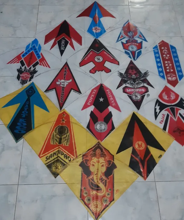 Layangan Aduan Sukhoi Super Bambu Apus, Rp.75.000,- isi 50 pcs Layangan ...