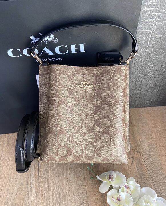 แท้💯% Coach CA582 Mollie Bucket Bag 22 In Signature Canvas | Lazada.co.th