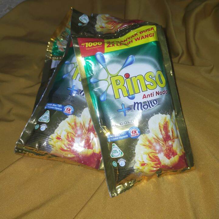 Rinso royal gold molto anti noda sabun cuci baju detergent cair 1000 an ...