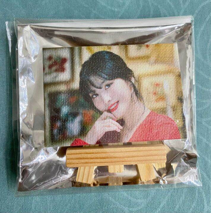 Twice Official “JYP JAPAN POPUP STORE 2021” Momo Mini Sintra Stand ...