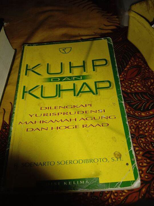 buku KUHP dan KUHAP | Lazada Indonesia