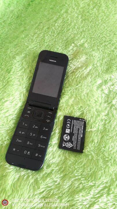 Nokia 2720 Flip Lipat 2019 4G LTE | Lazada Indonesia