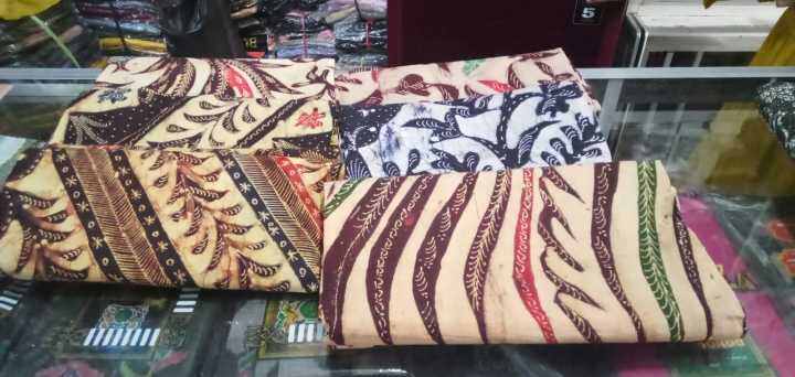 TURUN HARGA !!! sarung Batik perempuan TELAGA BIRU/ TANJUNG BUMI ,ASLI ...