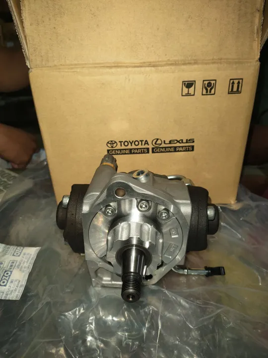 Injeksi Pump atau Injeksion Pump Toyota Hilux Diesel Innova Diesel ...