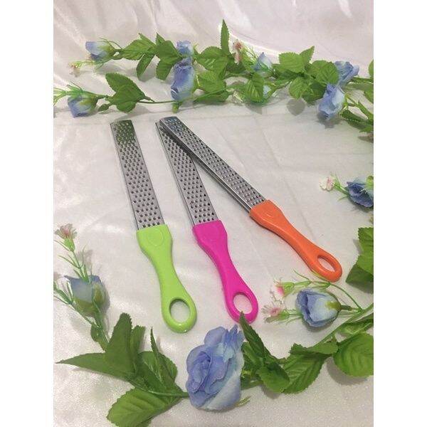 Alat Parutan Keju Panjang Warna Stainless Gagang Plastik Parut ...