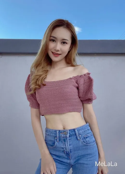 💐new‼️korea Top ตัวนี้ห้ามพลาดเลยค้าๆ ดีเทลดีมากๆ เนื้อผ้าไหมพรมไม่หนา