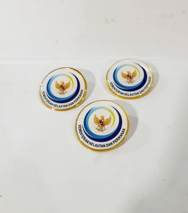 Pin KKP logo terbaru(KEMENTERIAN KELAUTAN DAN PERIKANAN) | Lazada Indonesia