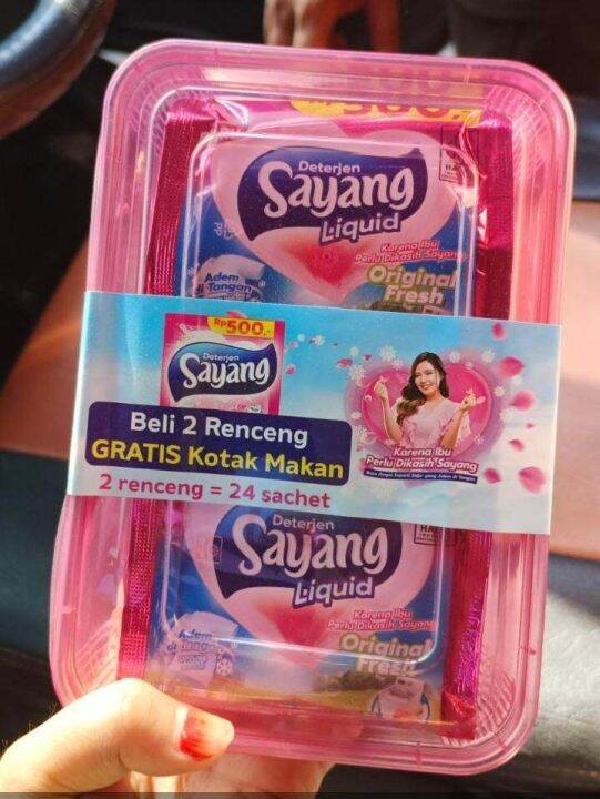 Sabun Deterjen Sayang Cair 24 Sachet Free Lunch Box | Lazada Indonesia