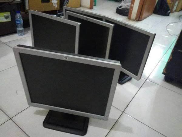 Monitor lcd 17" inch kotak | Lazada Indonesia