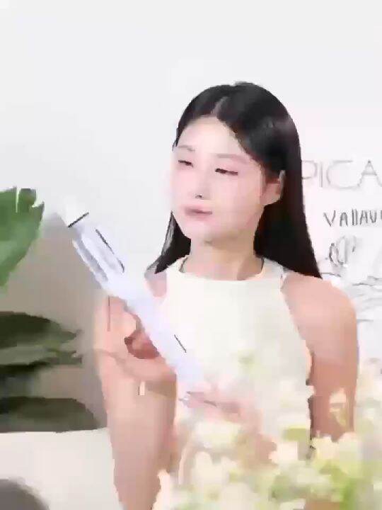 Luccica-ลอนเกาหลีเกาใจ เครื่องม้วนผม ม้วนลอน32 มม มีมาตรฐานมอก เครื่องม้วนผมอัตโนมัติ ใช้ได้ทั้ง ...