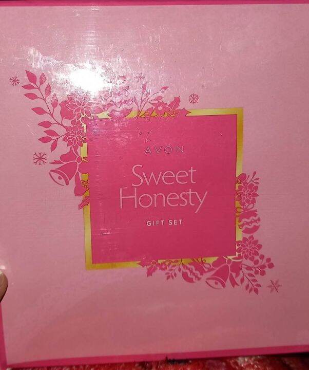 Avon Sweet Honesty Gift Set ..Sweet Honesty Classic Perfume 50ml, Skin ...