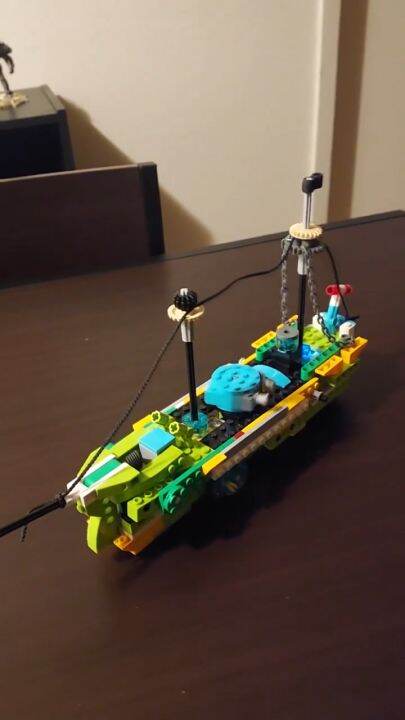 Bộ đồ chơi lắp ráp Education Wedo 2.0 chuẩn 280 chi tiết 1 bo mạch, 1 ...