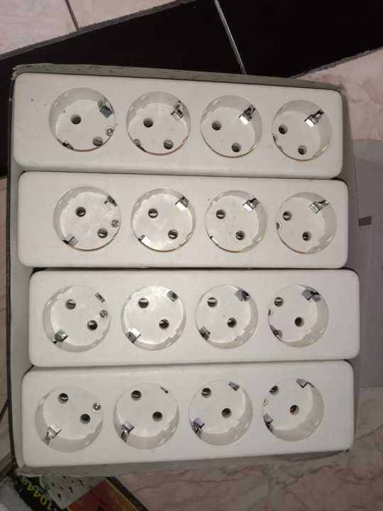 stop kontak 4 lubang | Lazada Indonesia