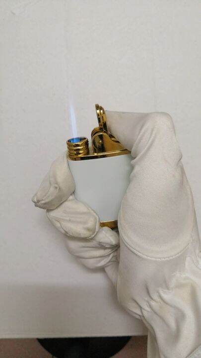 Premium Metal Body Gas Lighter Refillable Windprood Lighter Gold ...