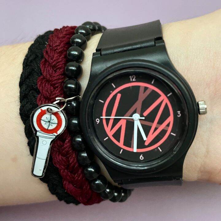 Jam Tangan Stray Kids logo SKZ | Lazada Indonesia