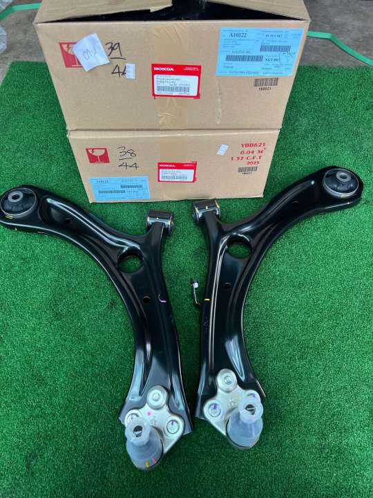 ปีกนกหน้าhonda HR-V ปี14-18พร้อมลูกหมาก แท้ศูนย์ฮอนด้าข้าง ช้าย-ขวา ...