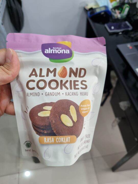 almona almond cookies rasa coklat 100 gram ep des 2022 | Lazada Indonesia
