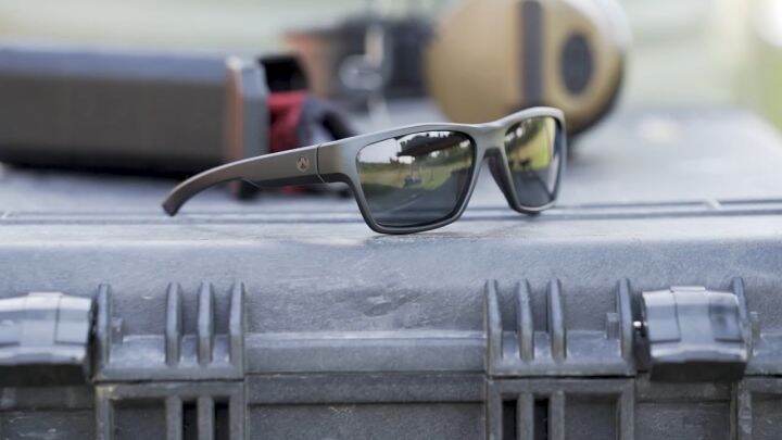 Magpul - Pivot Eyewear Black Frame, Gray Lens แว่นกันแดด กันยูวี แว่นตา ...