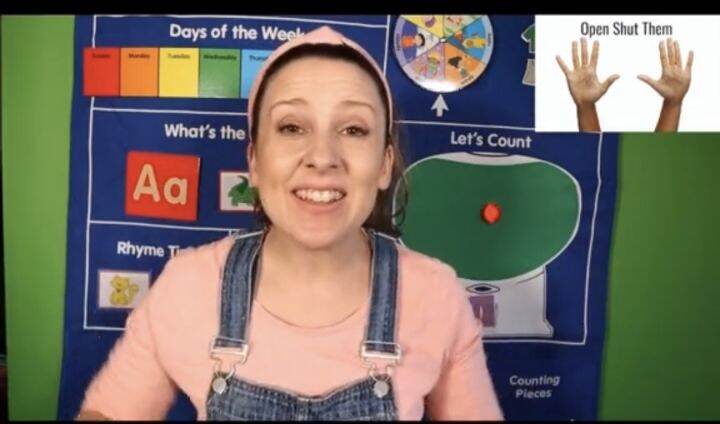 Jett Ms. Rachel Circle Time Center Pocket Chart Calendar Set for Early ...