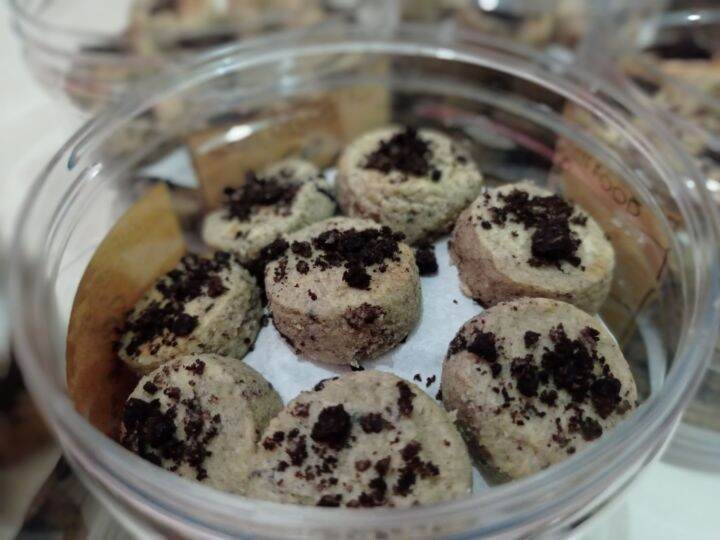 BISKUT RAYA OREO CRUNCHY | Lazada