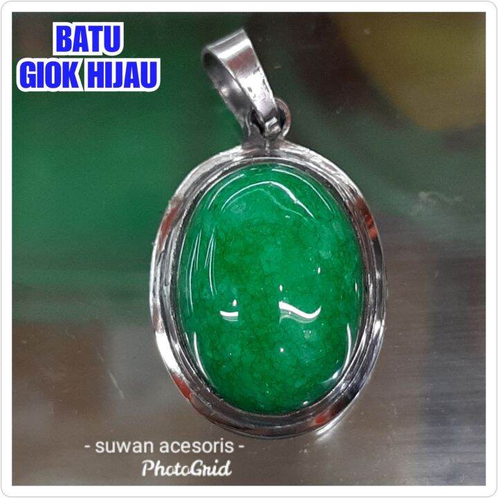 Batu Giok Hijau