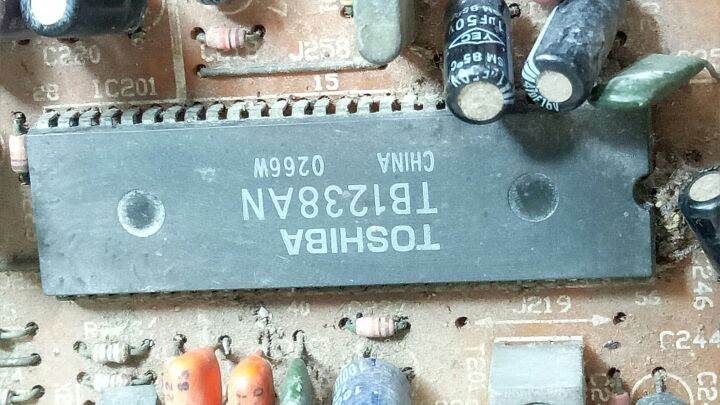 IC TB1238AN và ic 13-TCLM7V-R1P 87CM38N-1E71và HCF4066BE và MM2150AD ic ...