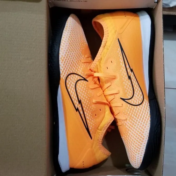 sepatu futsal vapor13 pro laser oren IC | Lazada Indonesia