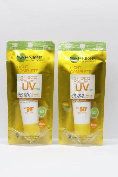 Garnier Light Complete Super Uv Matte SPF 50++ PA+++ Spot Proof ...