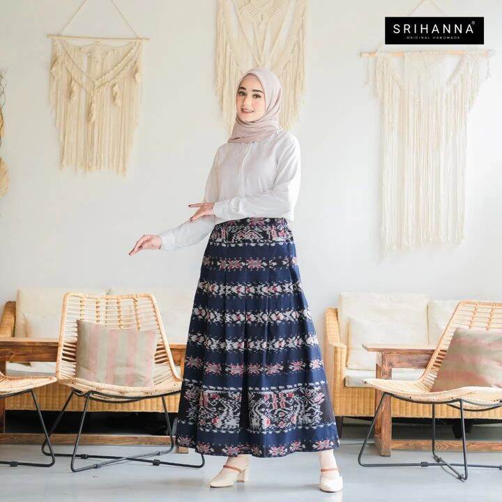 Rok Tenun Lipit Panjang Motif Rote NTT - Rok Tenun Panjang Warna Biru ...