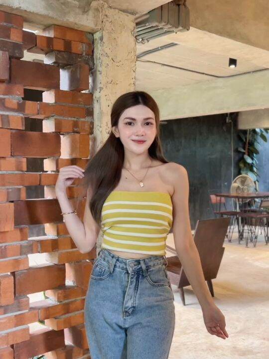 🌈 MesubShop 🌈 เสื้อเกาะอก ครอปเกาะอก ผ้าไหมพรมยืด ถักทอลายริ้วแมตช์ชิ่งกับกางเกงตัวโปรดคือจบ ...