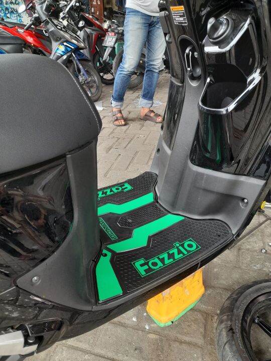 Karpet Fazzio 125 pijakan alas kaki Yamaha Fazzio Merah Hijau Biru ...